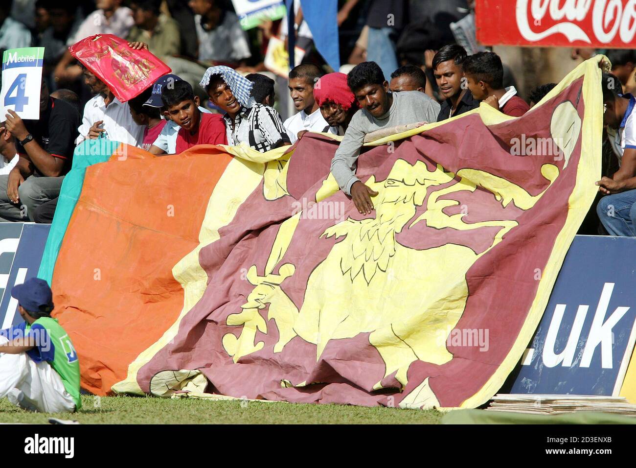 Sri lanka cricket flag hi-res stock photography and images - Alamy