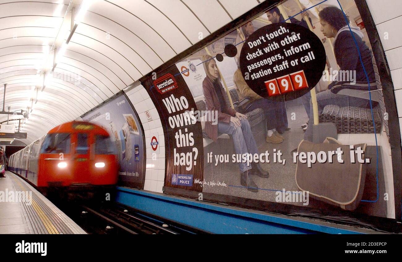 London underground security poster hi-res stock photography and images ...