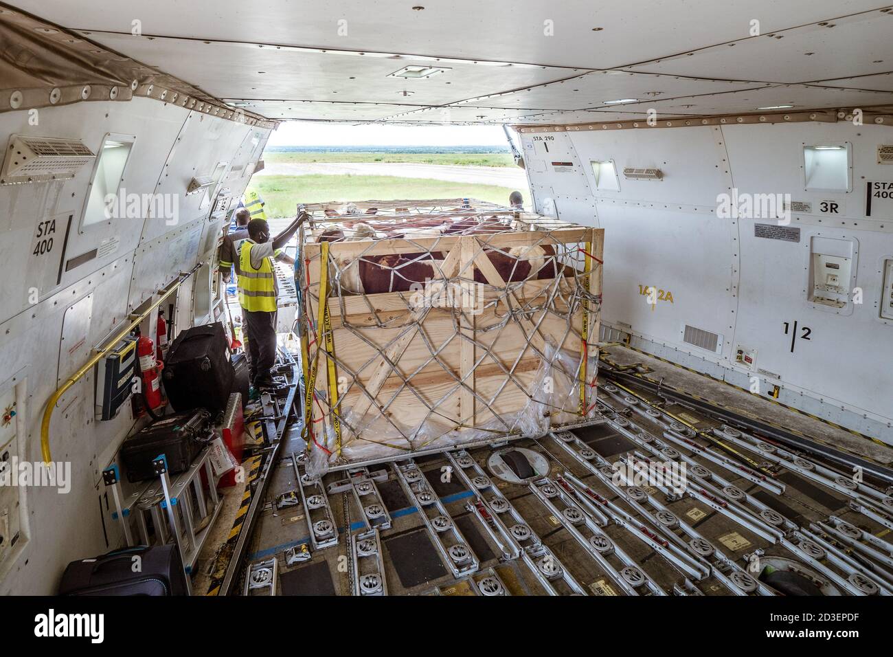 Boeing 747 transporter hi-res stock photography and images - Alamy