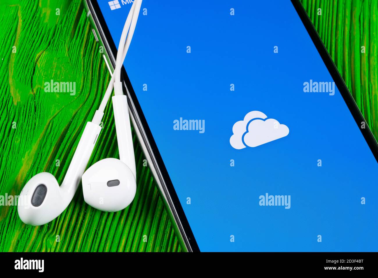 Onedrive icon hi-res stock photography and images - Alamy