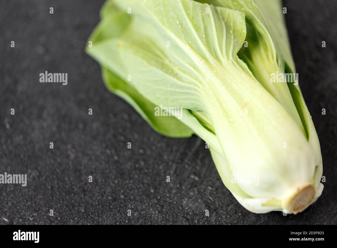 Fresh chinese cabbage pok choy hi-res stock photography and images - Alamy