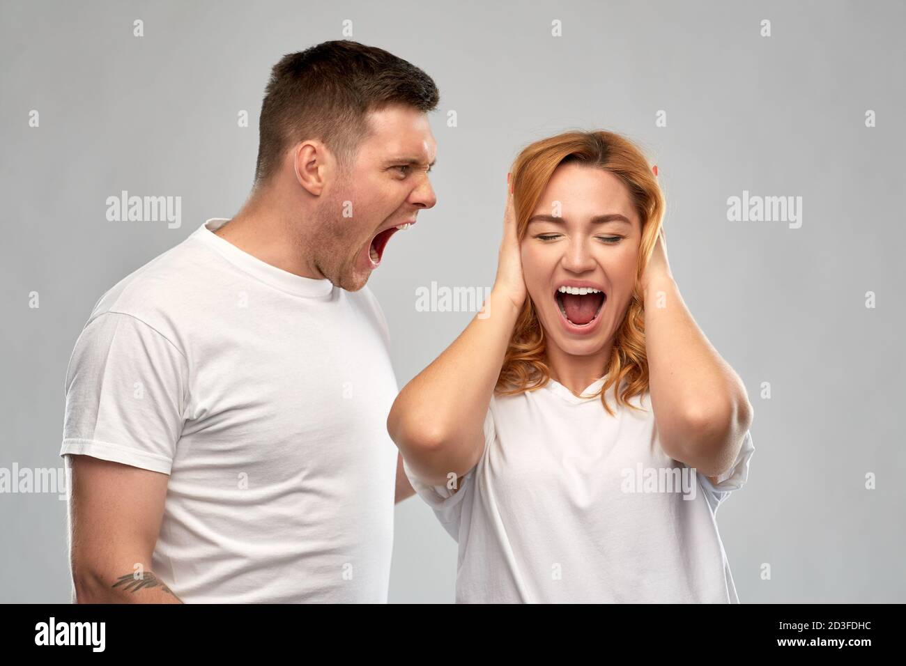 Mad angry couple yelling shouting hi-res stock photography and images ...
