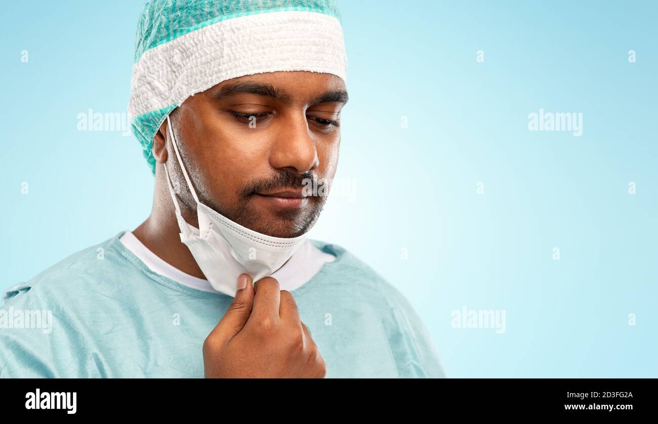 Sad doctor hi-res stock photography and images - Alamy