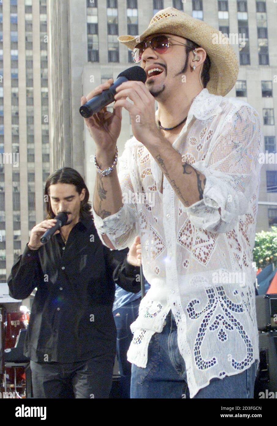 Backstreet boys performing 2001 hi-res stock photography and images - Alamy