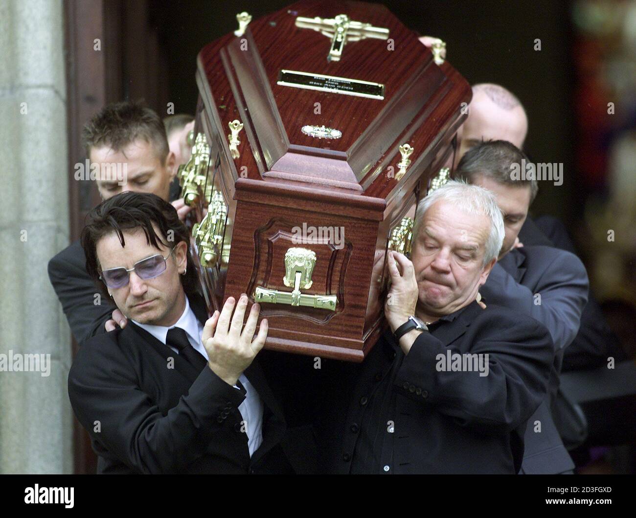 U2 bono and father hi-res stock photography and images - Alamy