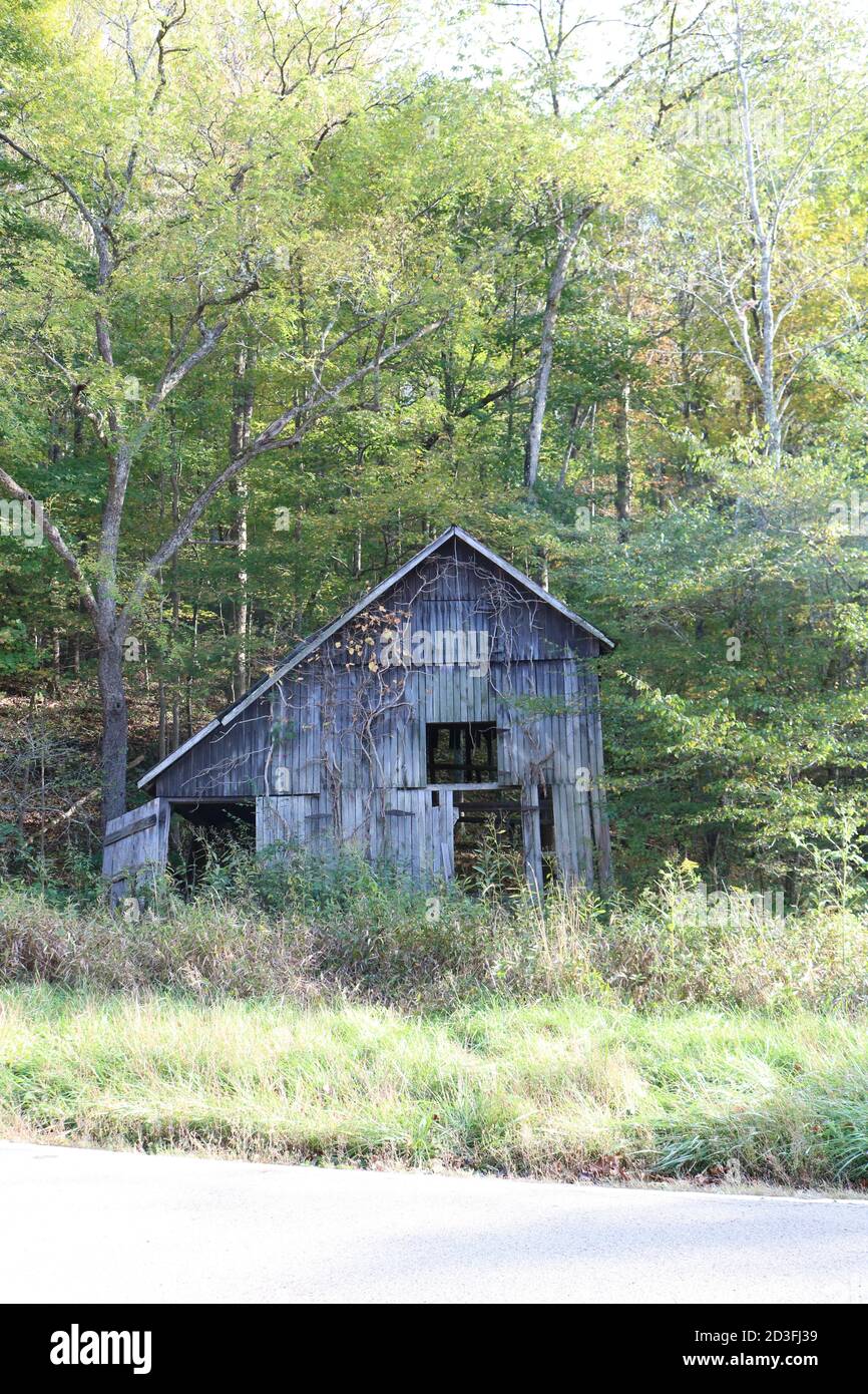 Old Barn in rural Ohio Stock Photo - Alamy