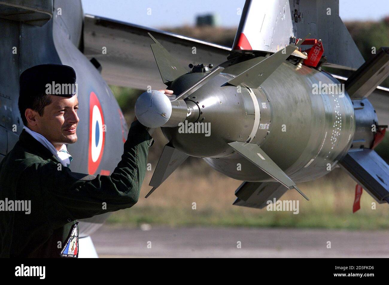 Laser guided bomb hi-res stock photography and images - Alamy