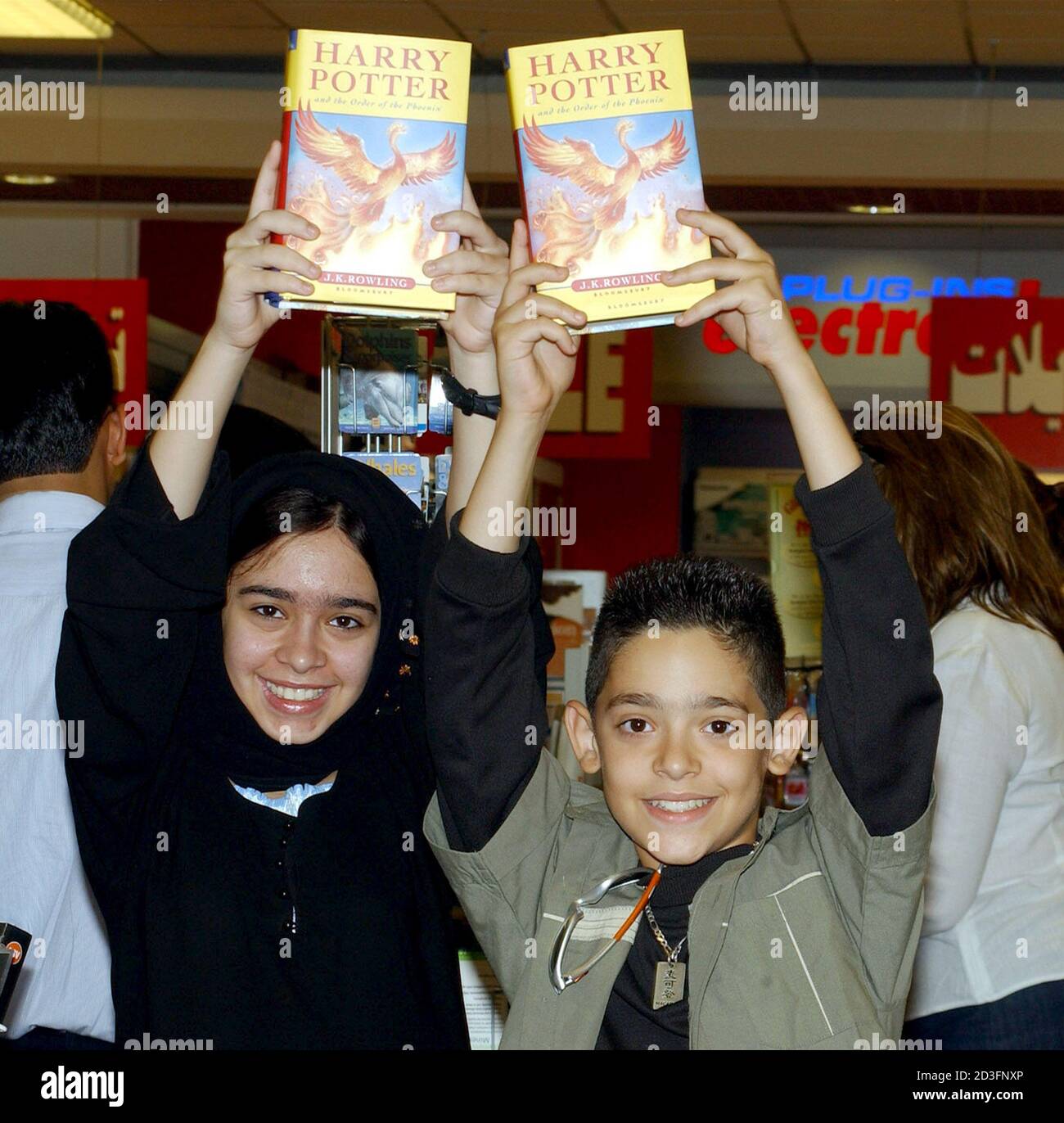 Bahraini children hi-res stock photography and images - Alamy
