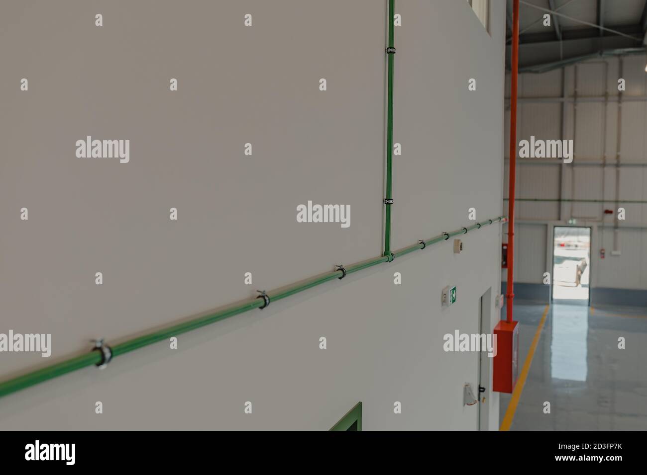Red pipe ceiling hi-res stock photography and images - Alamy