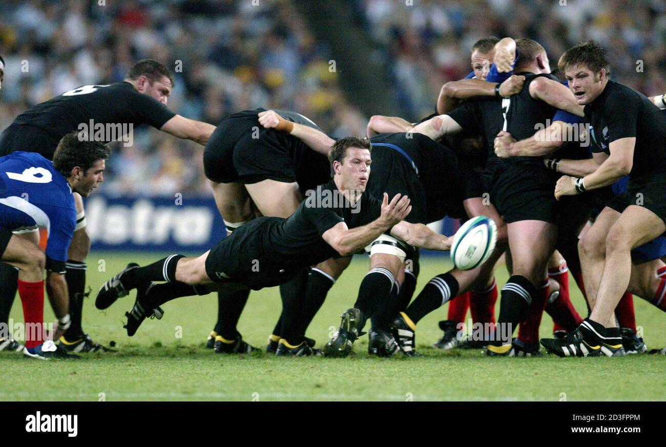 Opposite olympic stadium hi-res stock photography and images - Alamy