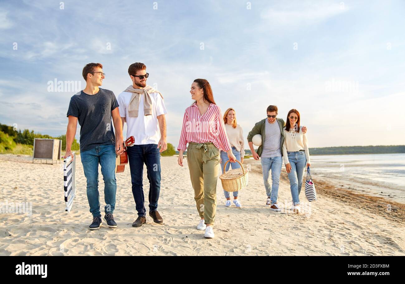 Summer beach ball and chair hi-res stock photography and images - Alamy