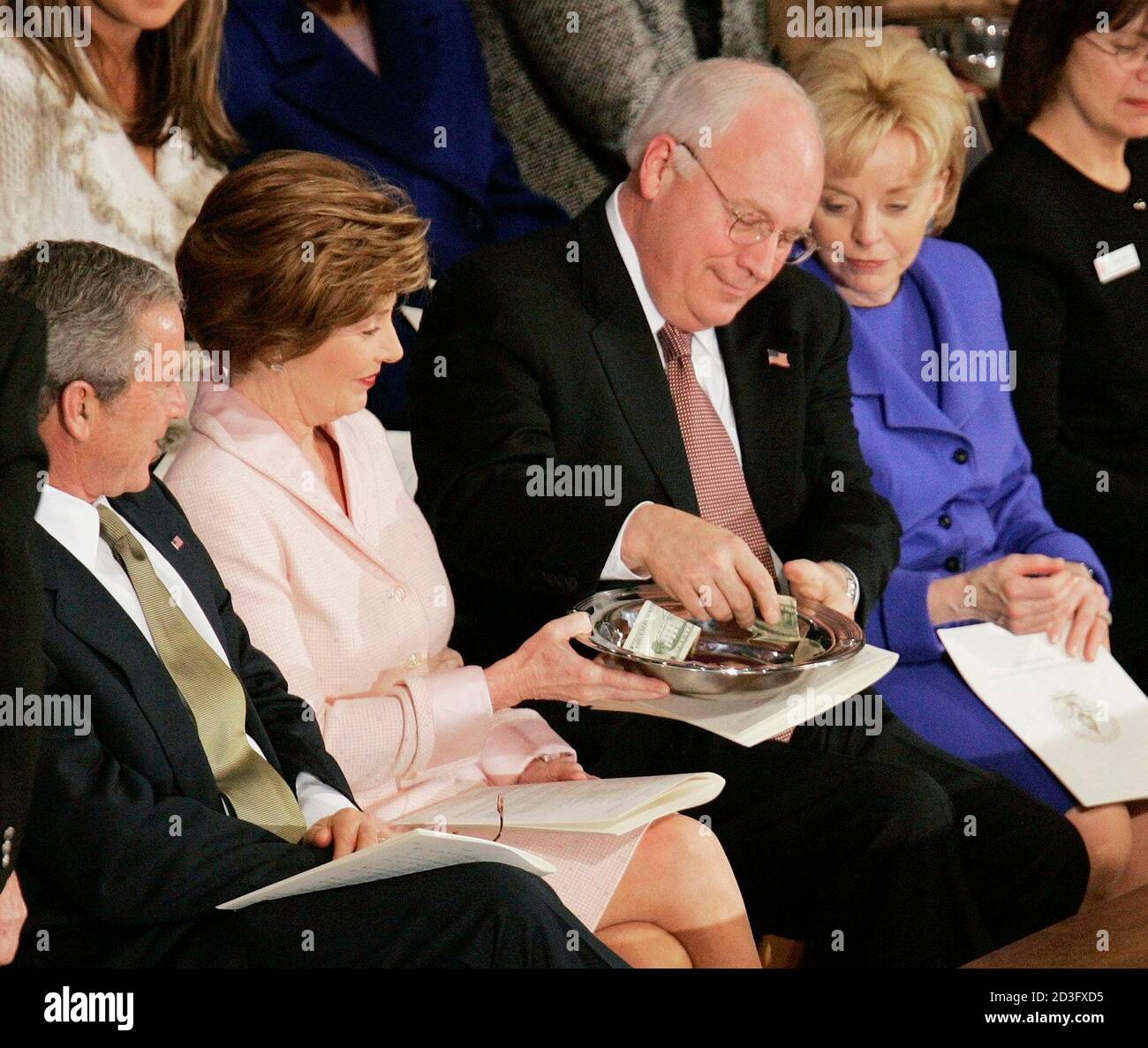 Laura lynne hi-res stock photography and images - Alamy