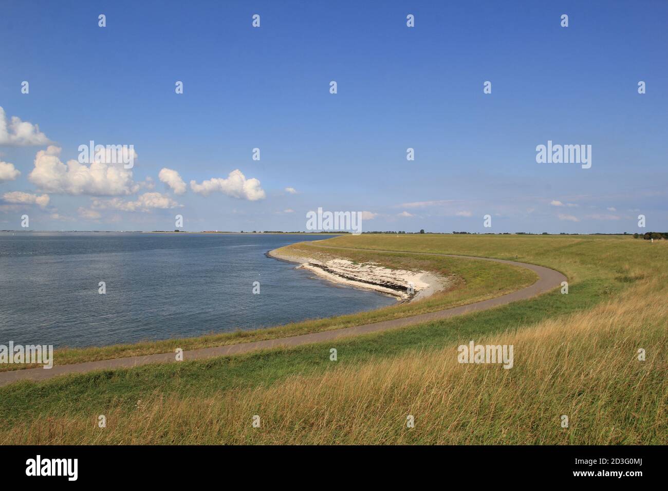 Meander road hi-res stock photography and images - Alamy