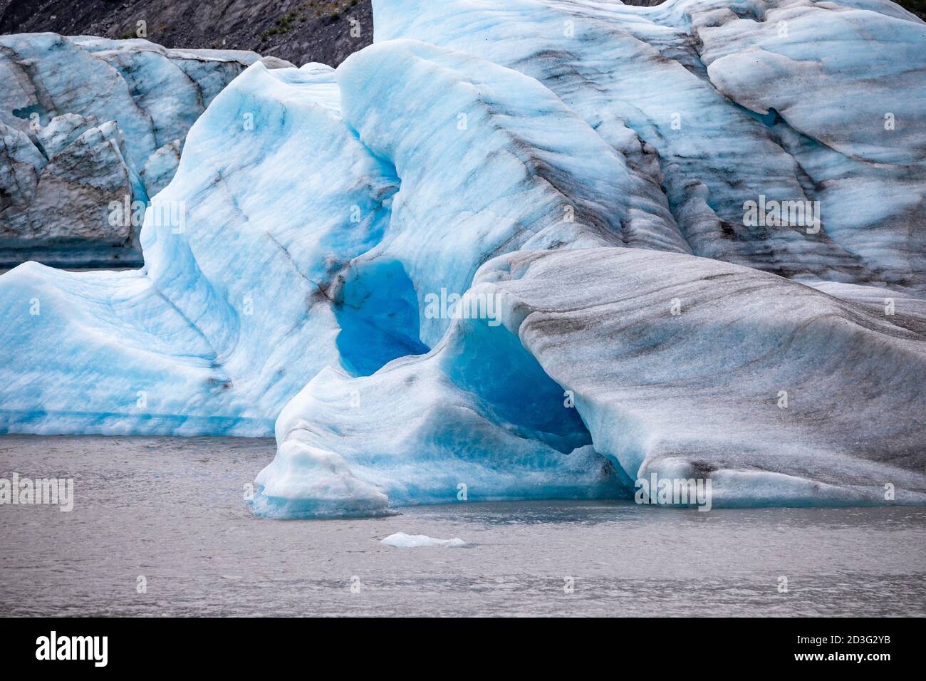 Waters of alaska hi-res stock photography and images - Alamy
