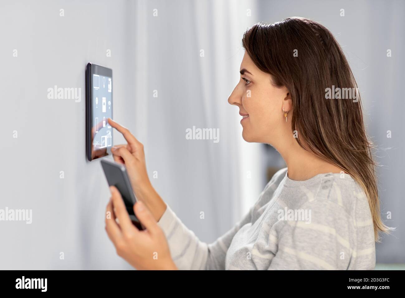 Woman concept smartphone tablet hi-res stock photography and images - Alamy