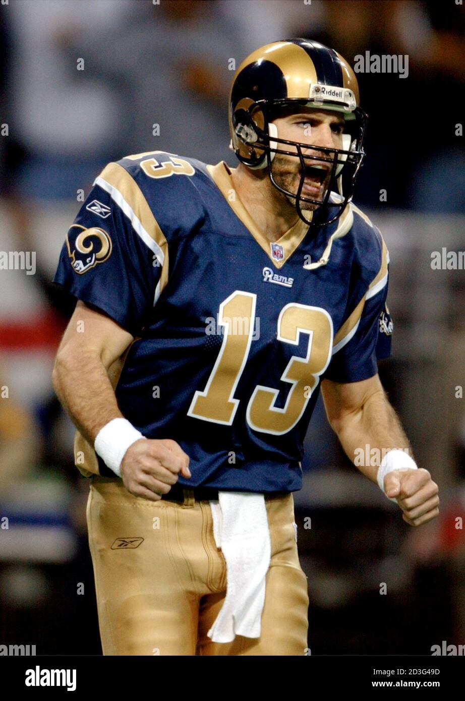 Kurt warner rams hi-res stock photography and images - Alamy