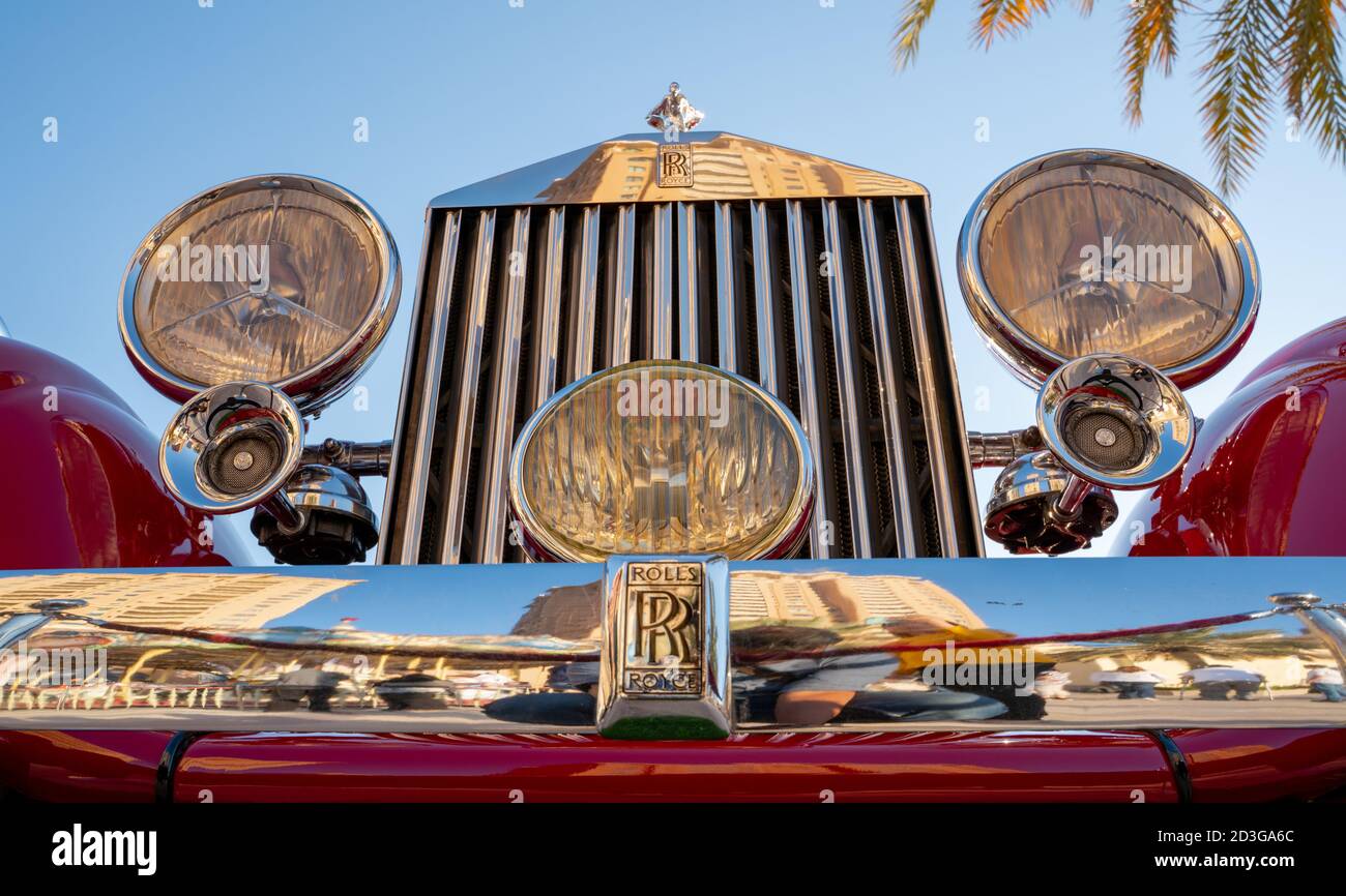 Doha,Qatar- 30 March 2020: 1936 Rolls royce phantom iii classic car ...