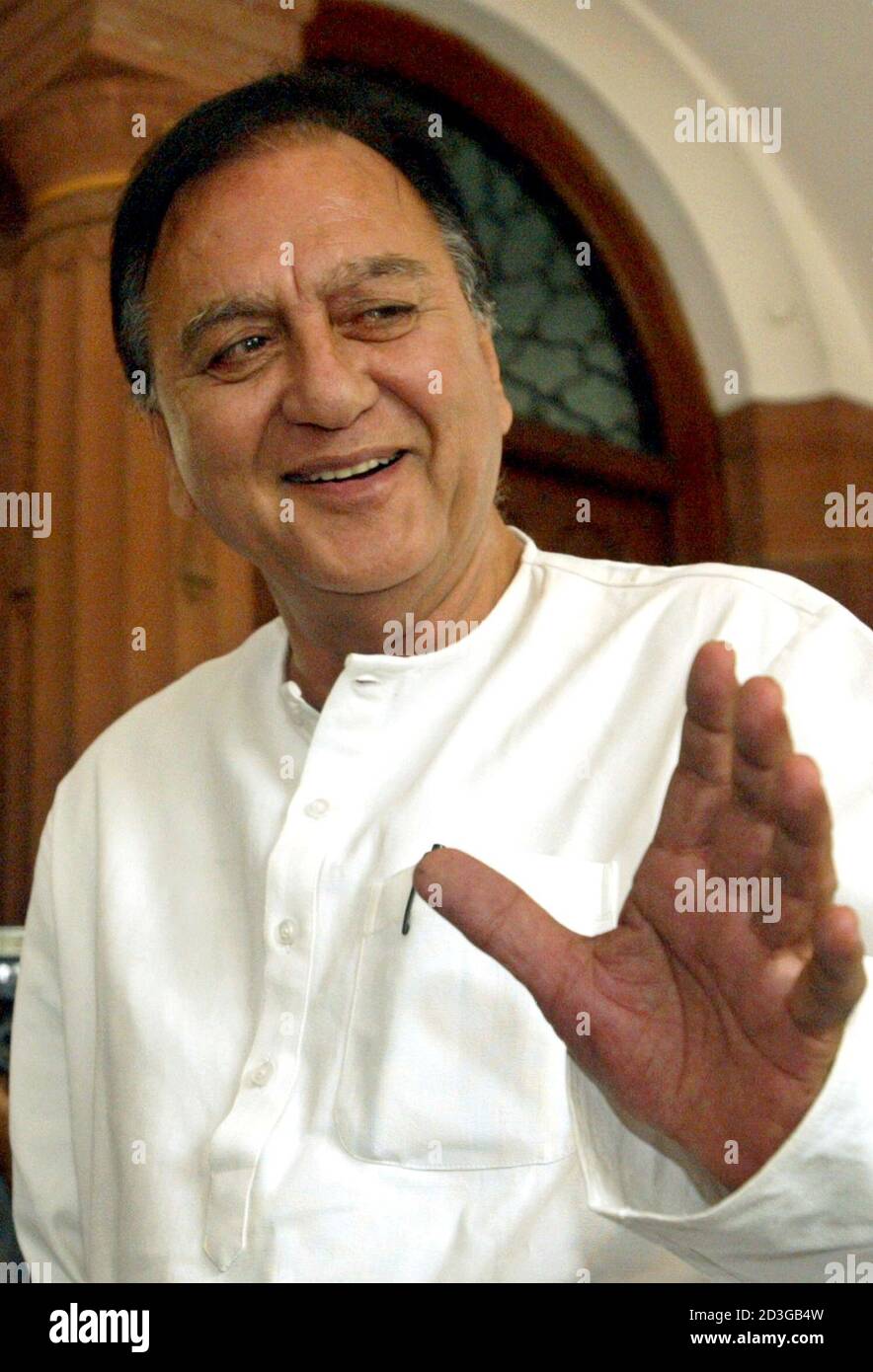 Sunil dutt hi-res stock photography and images - Alamy