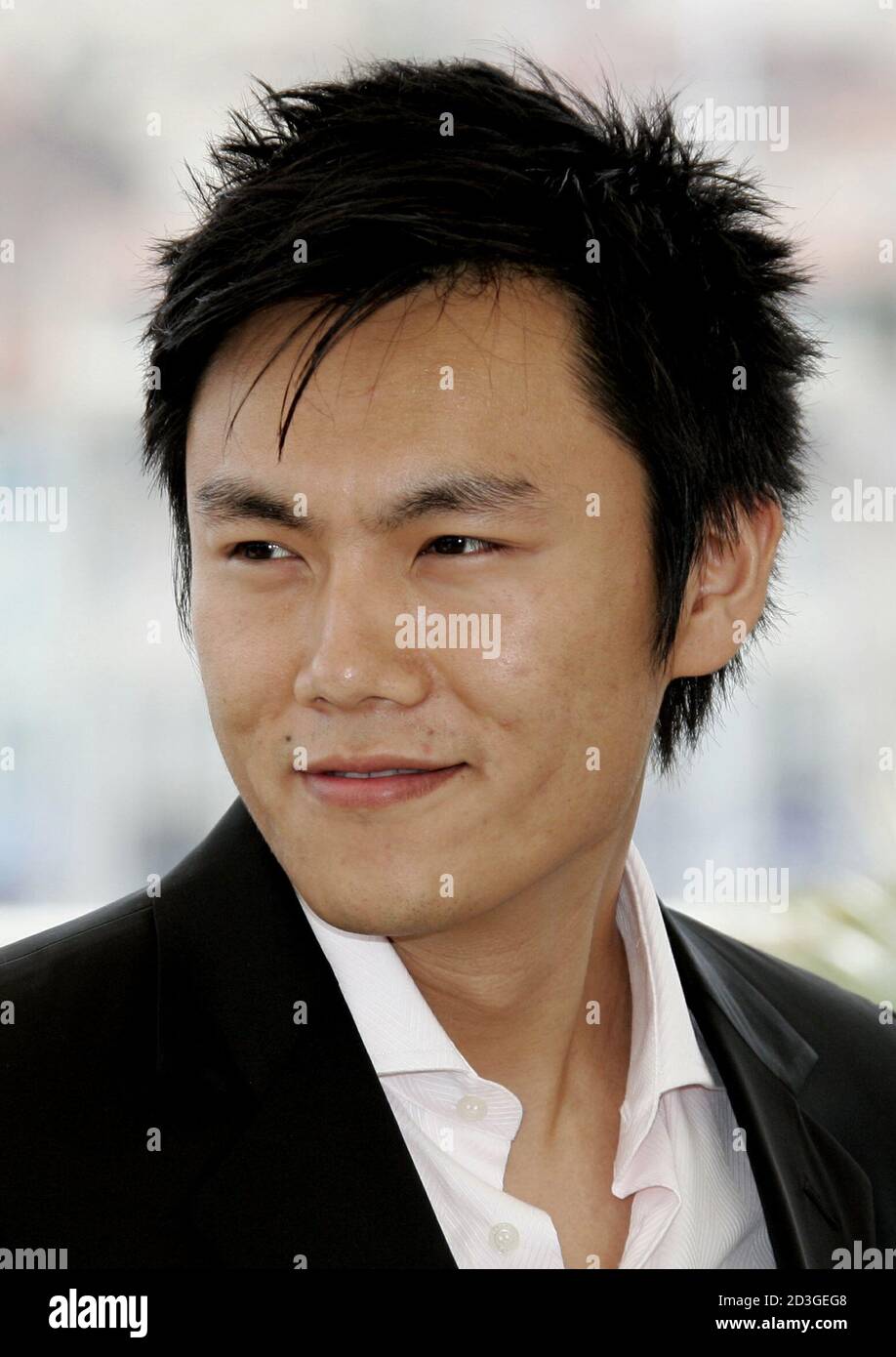 Chinese actor qin hao hi-res stock photography and images - Alamy