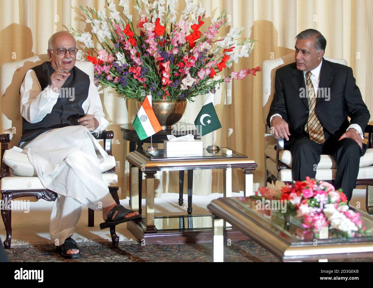 Pakistan pm house hi-res stock photography and images - Alamy