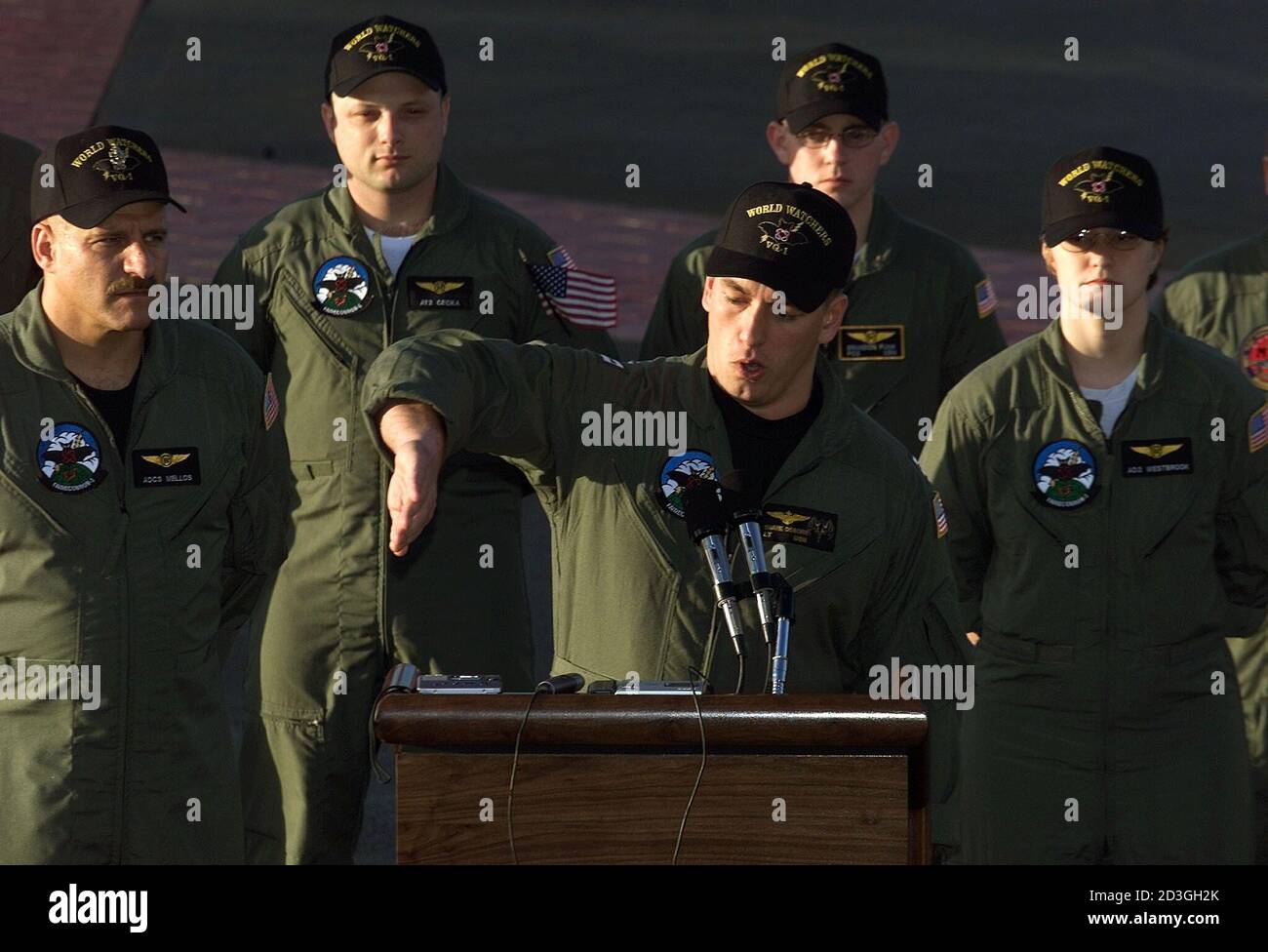 Navy petty officer 2nd class hi-res stock photography and images - Alamy