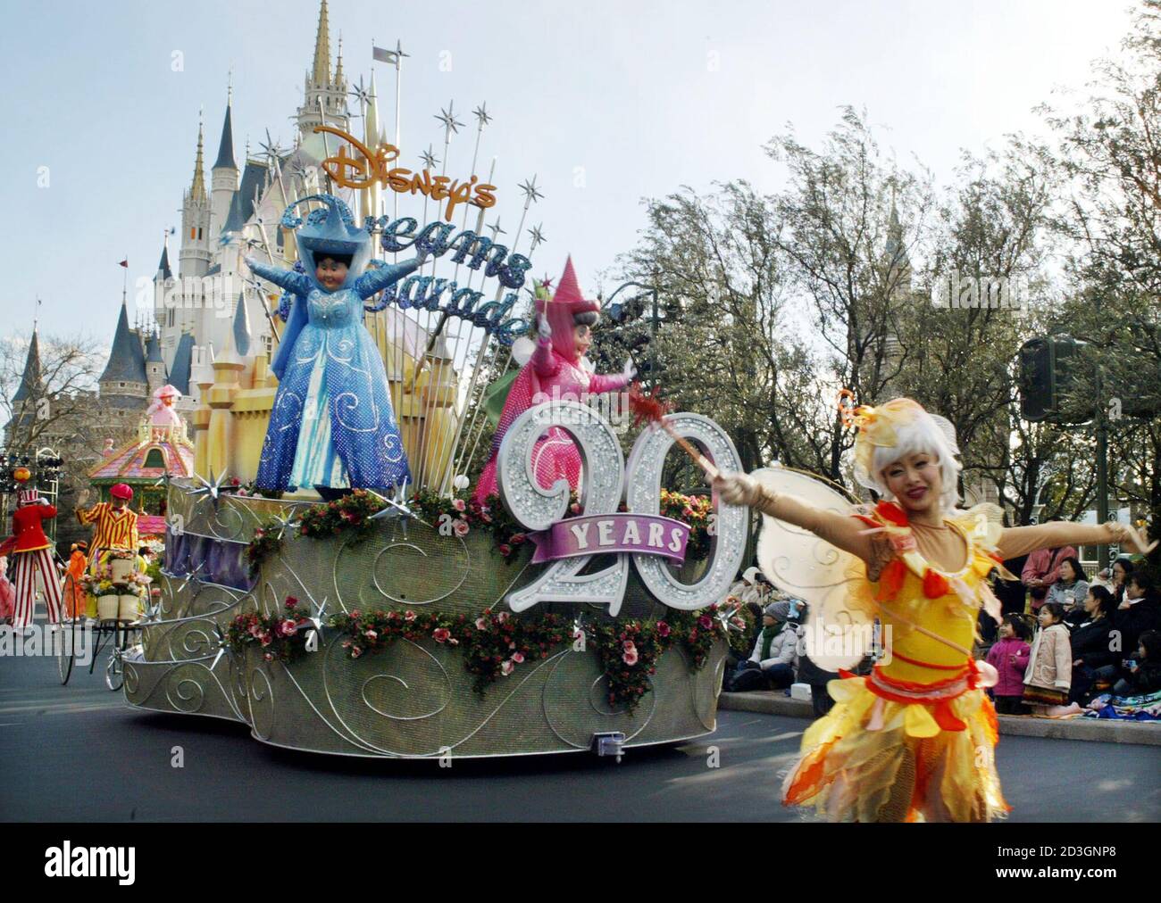 Tokyo Disneyland Parade High Resolution Stock Photography and Images ...