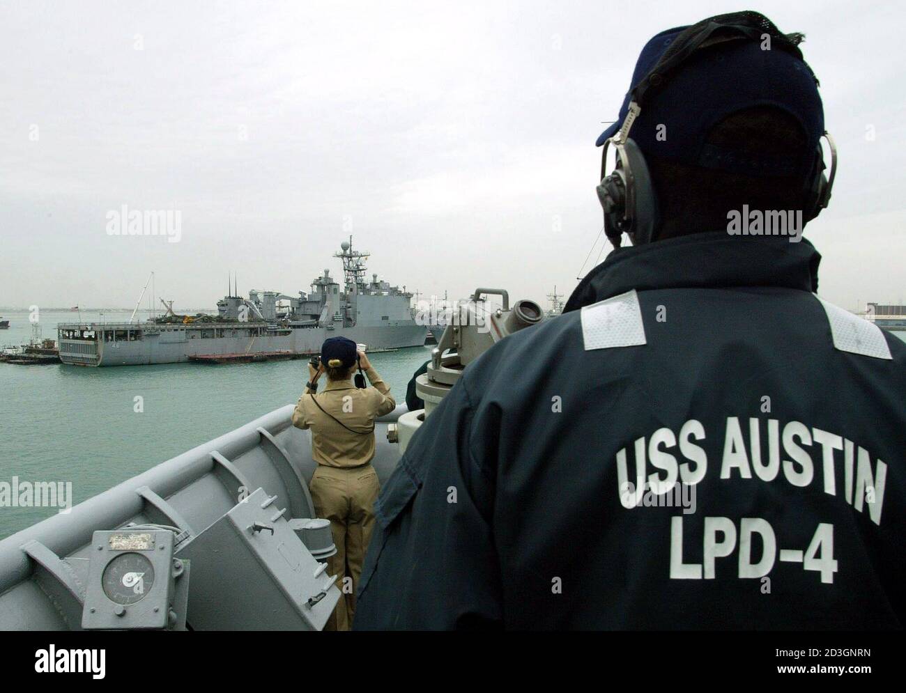 Uss austin lpd 4 hi-res stock photography and images - Alamy