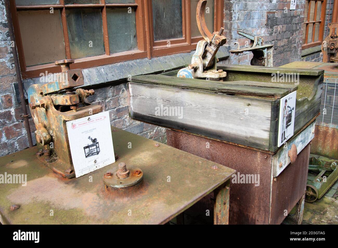 Old machinery. Middleport Pottery, Stoke on Trent, England. A restored ...