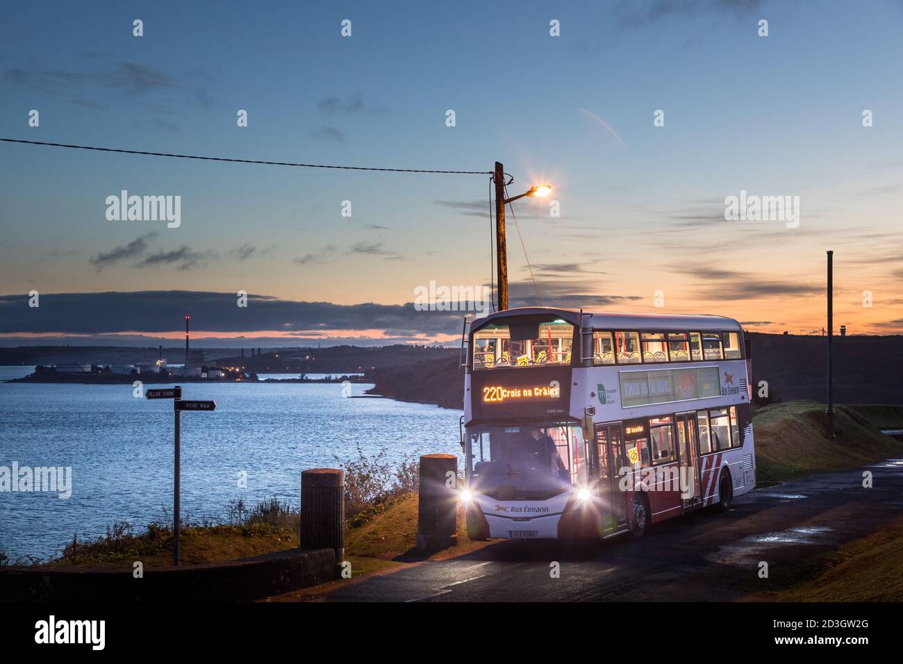 Ireland bus stop countryside hi-res stock photography and images - Alamy