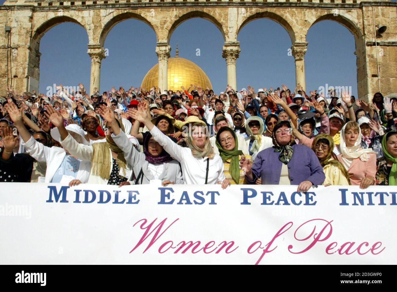 Jew in a mosque hi-res stock photography and images - Alamy