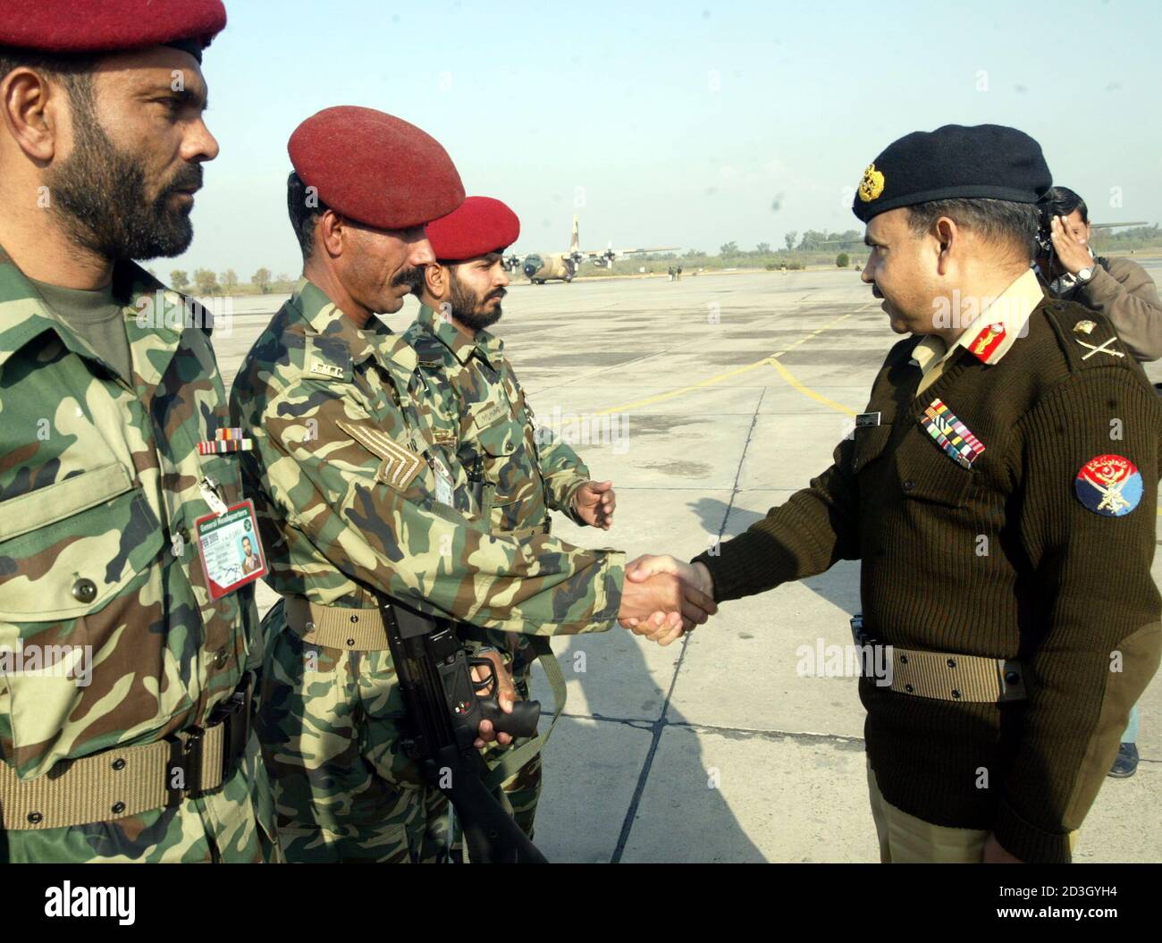 Pakistan army engineering corps hi-res stock photography and images - Alamy