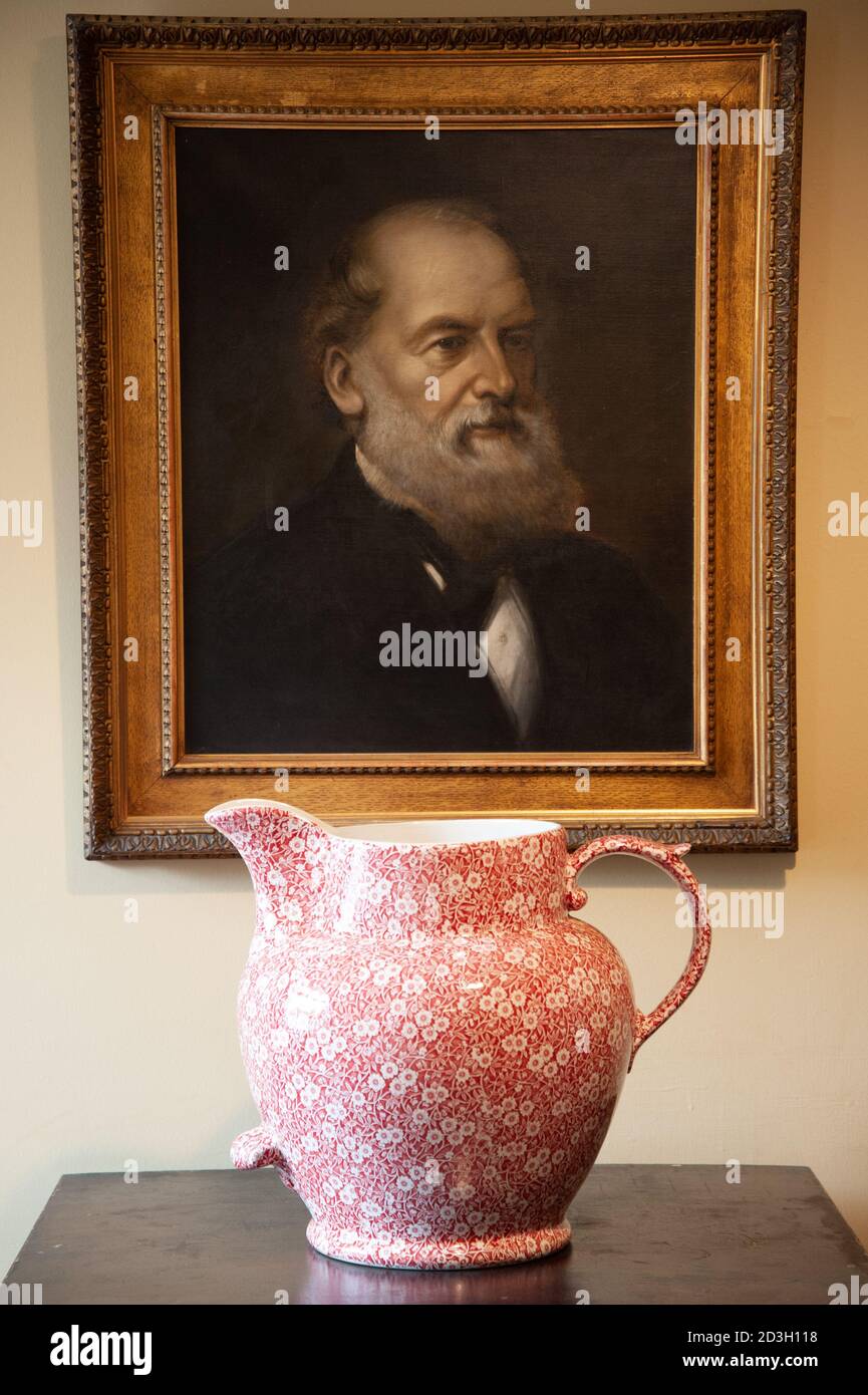 Middleport Pottery, Stoke on Trent, England. A restored and fully ...