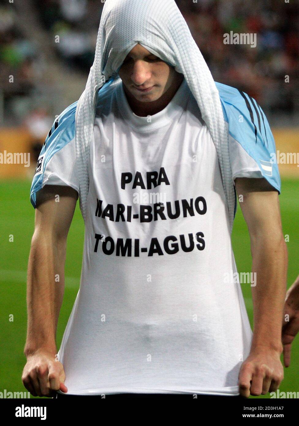 Lionel messi 2005 hi-res stock photography and images - Alamy