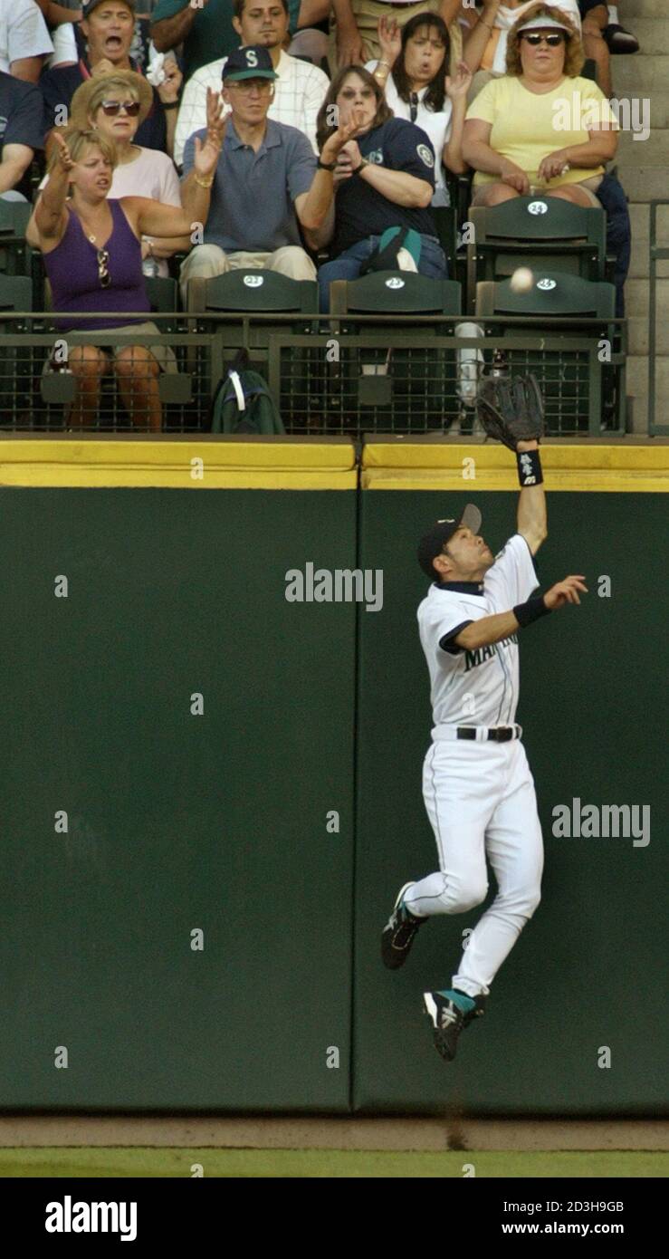 Ichiro Suzuki Catch