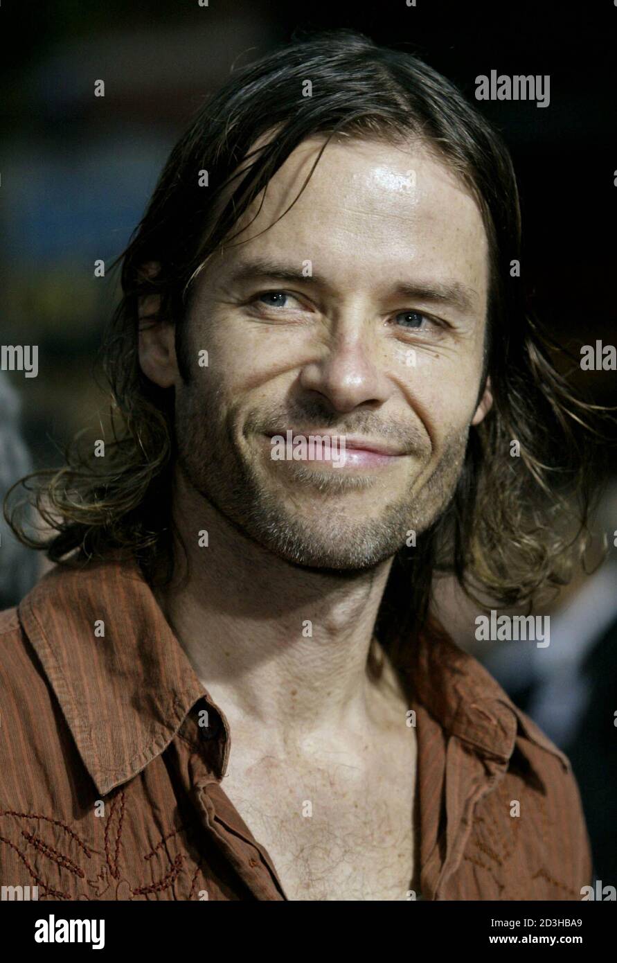 Guy pearce in hi-res stock photography and images - Alamy
