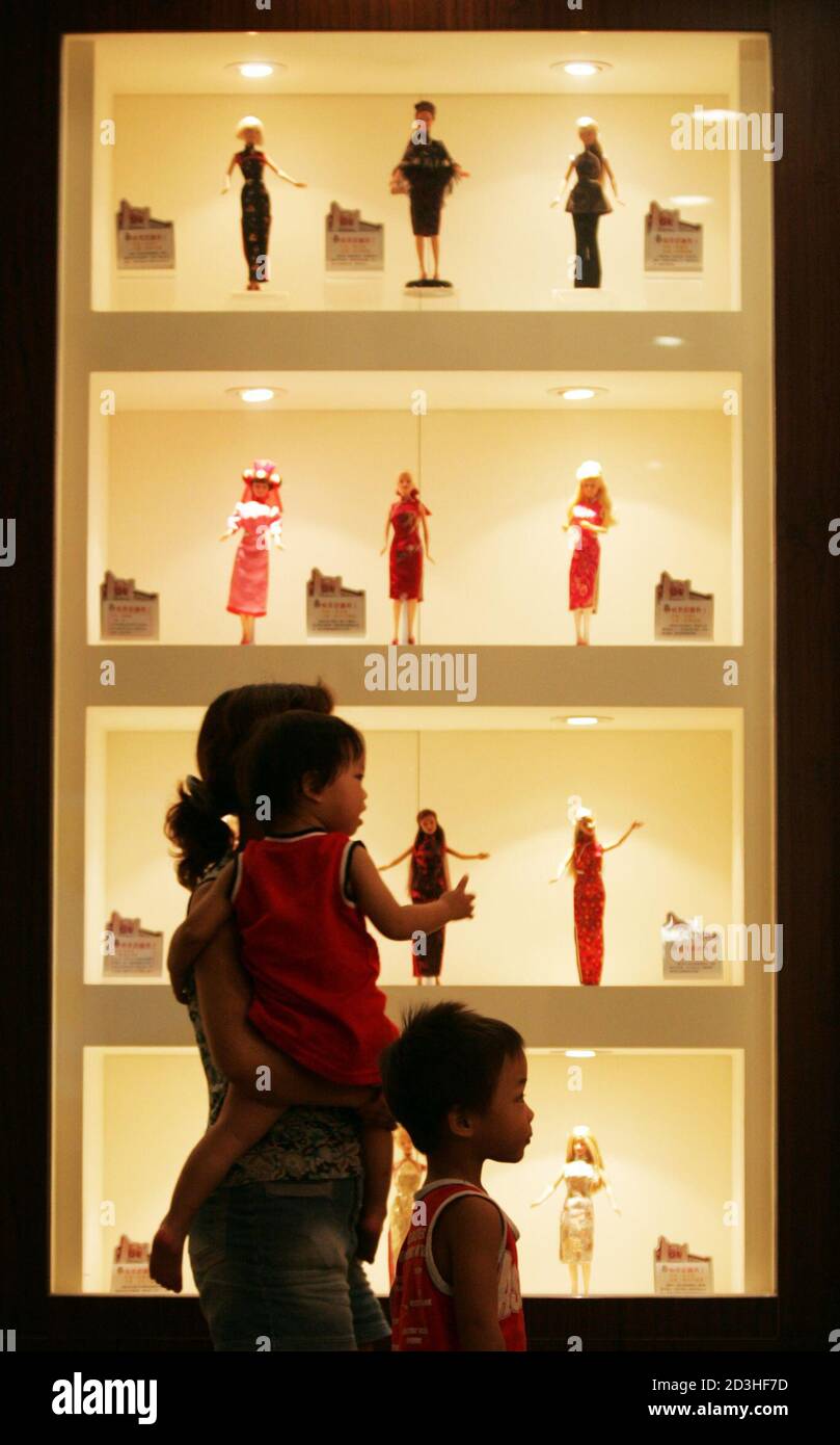 Barbie museum hi-res stock photography and images - Alamy