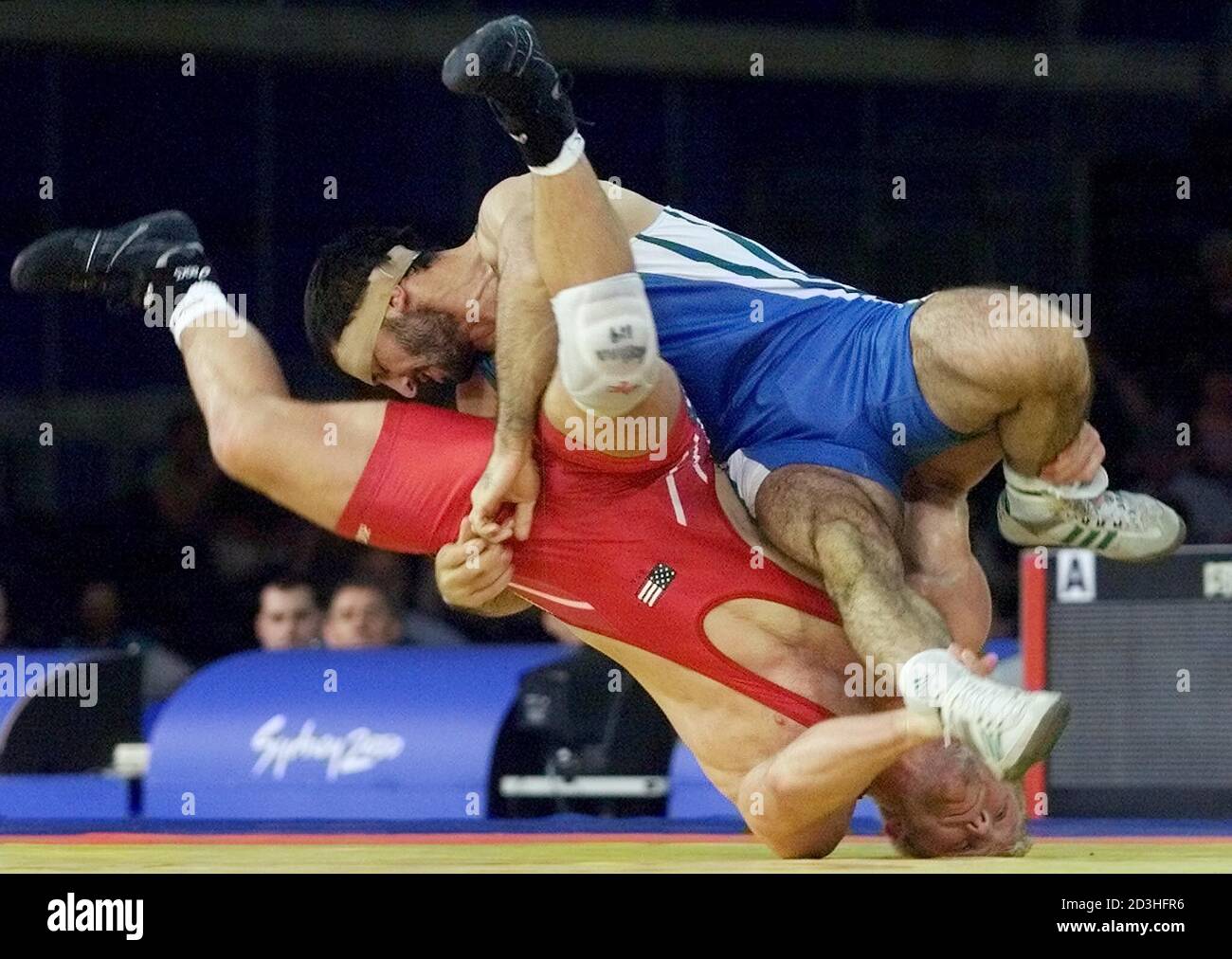 2000 olympics wrestling hi-res stock photography and images - Alamy