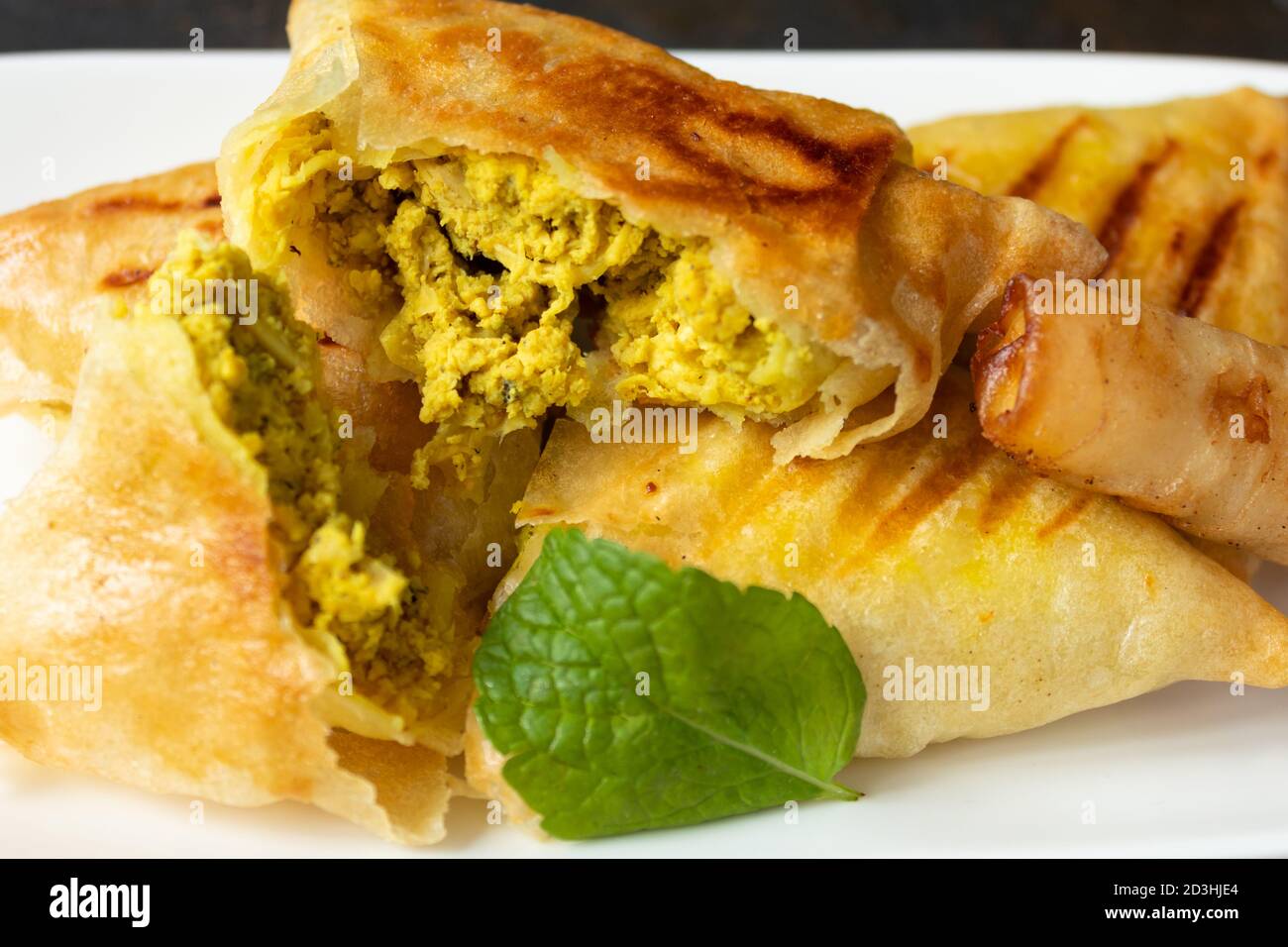 Moroccan wedding cake hi-res stock photography and images - Alamy