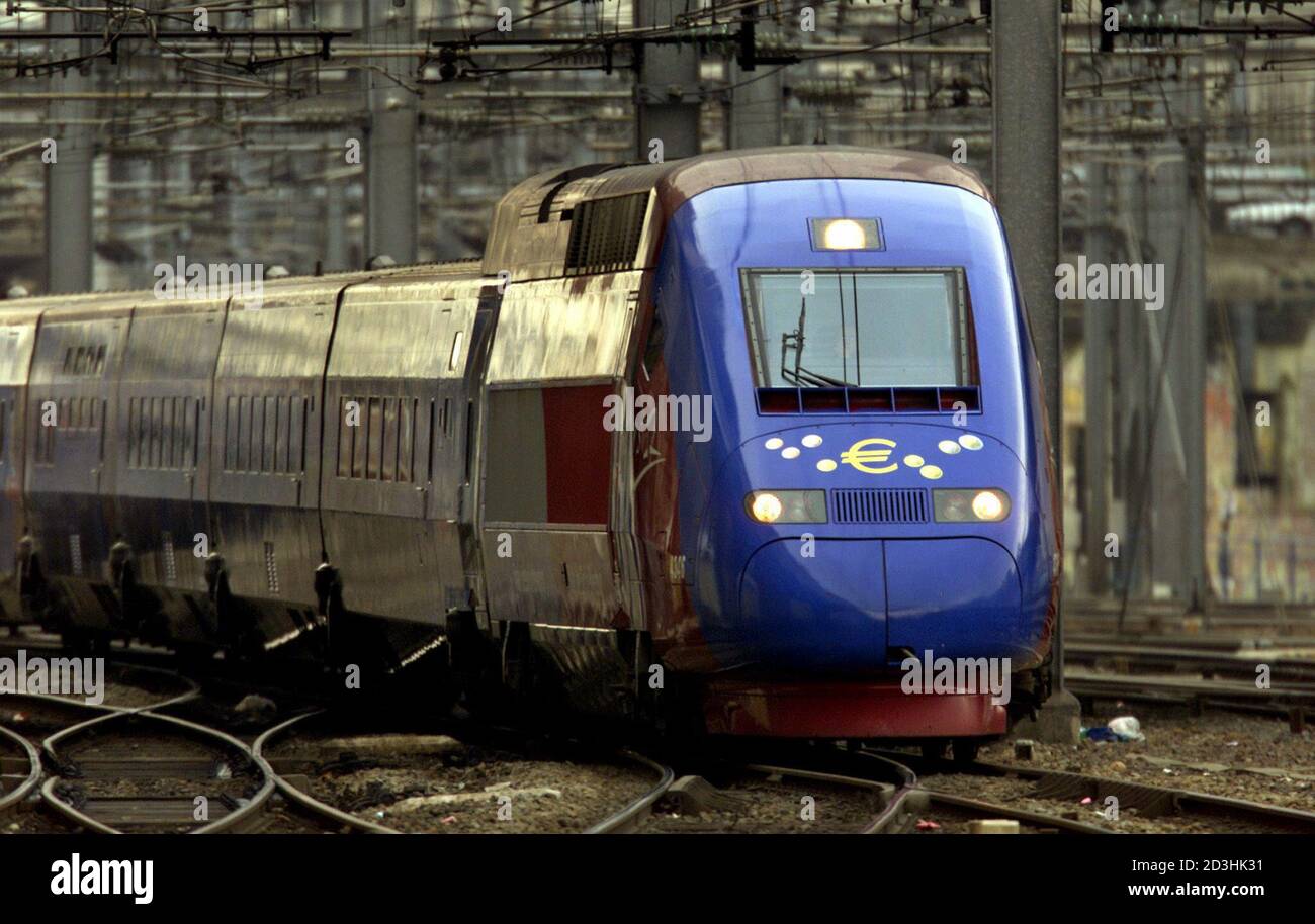 Tgv train service hi-res stock photography and images - Alamy