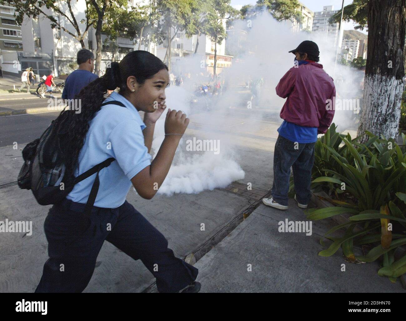 Shotgun pellets hi-res stock photography and images - Alamy
