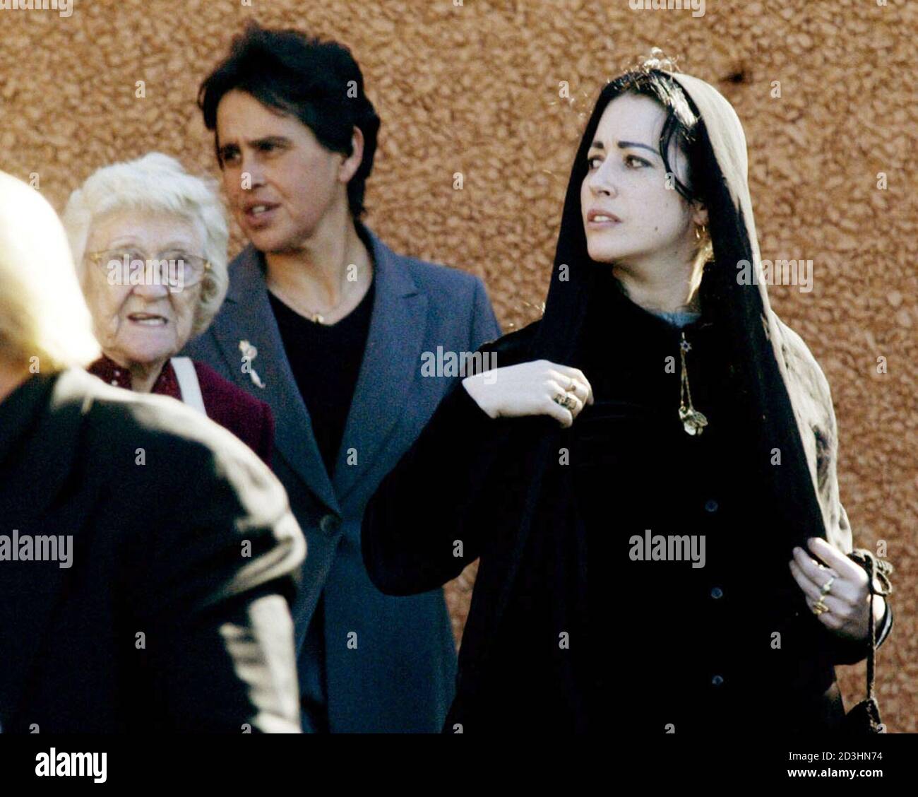 Bee gees maurice gibb singer hi-res stock photography and images - Alamy