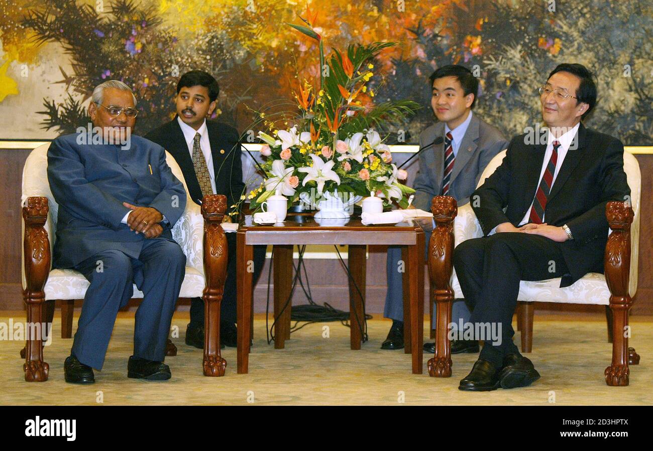 Complementary strengths hi-res stock photography and images - Alamy