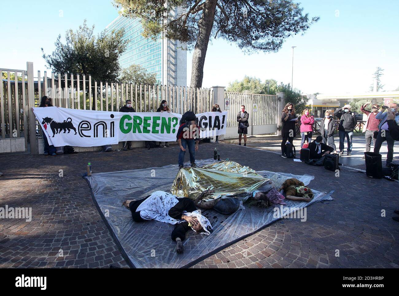 Rome, Italy. 08th Oct, 2020. Rome, Extinction Rebellion demonstration ...