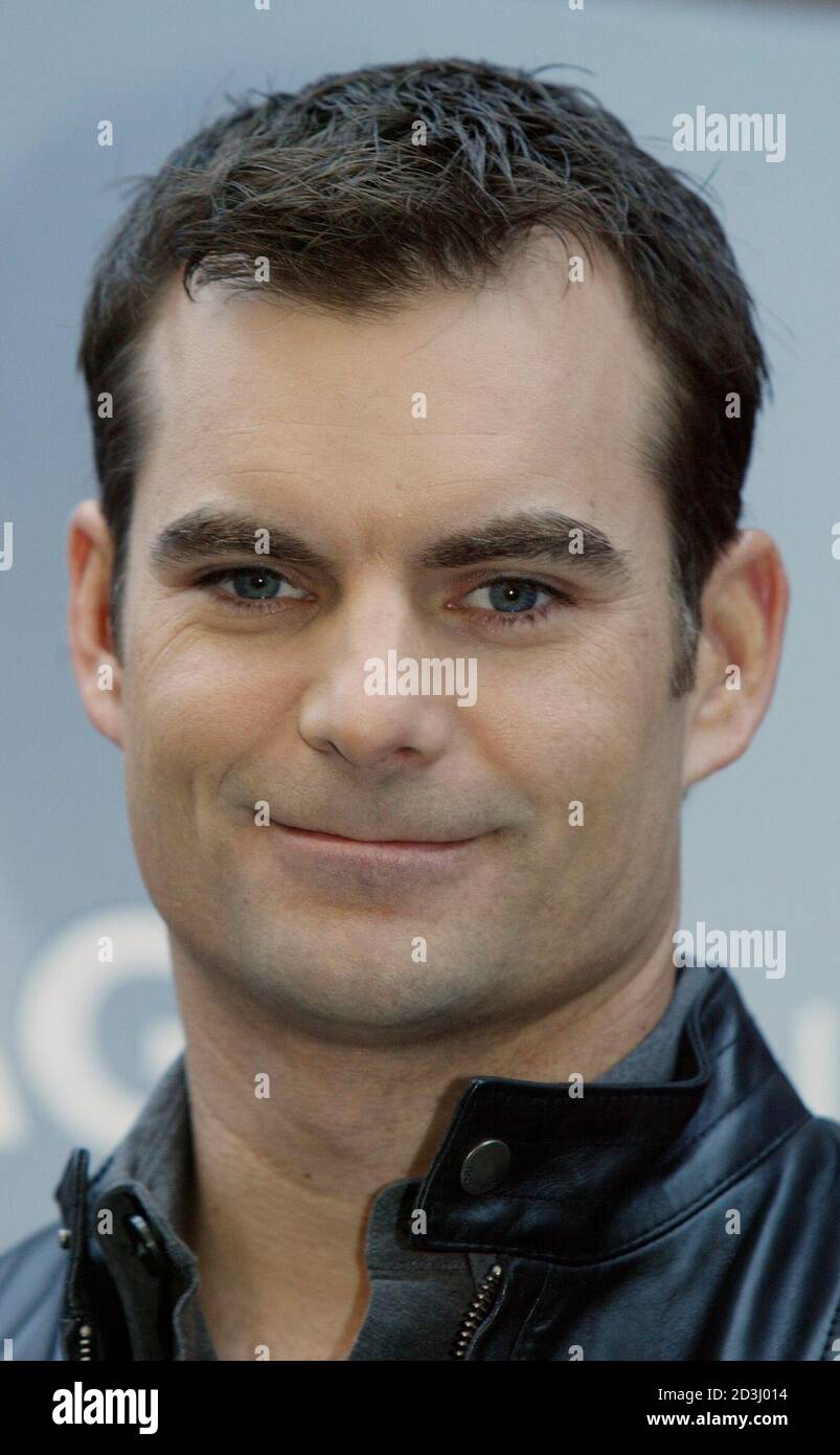 Jeff gordon 2005 hi-res stock photography and images - Alamy