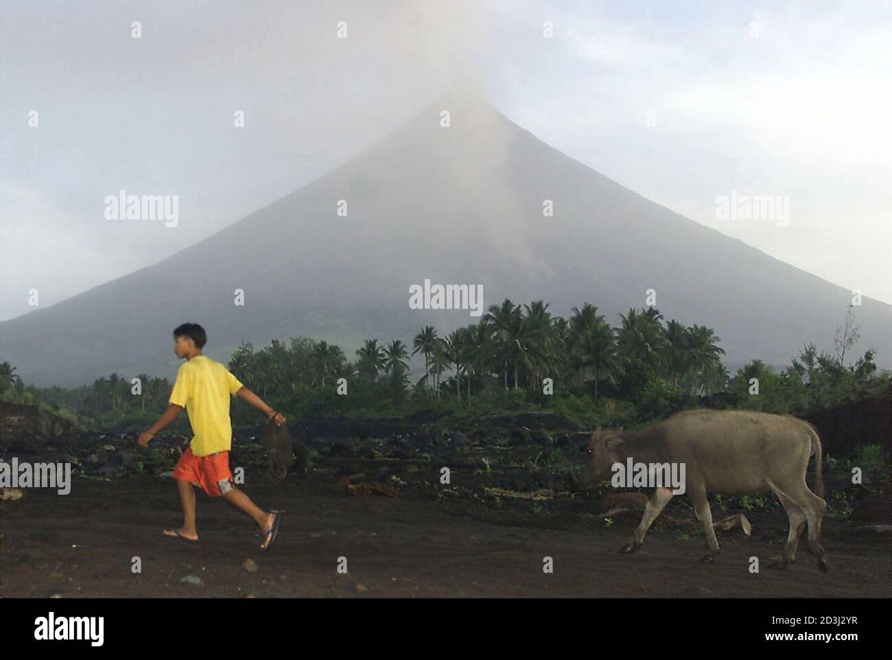 Eruption Mayon Volcano High Resolution Stock Photography and Images - Alamy