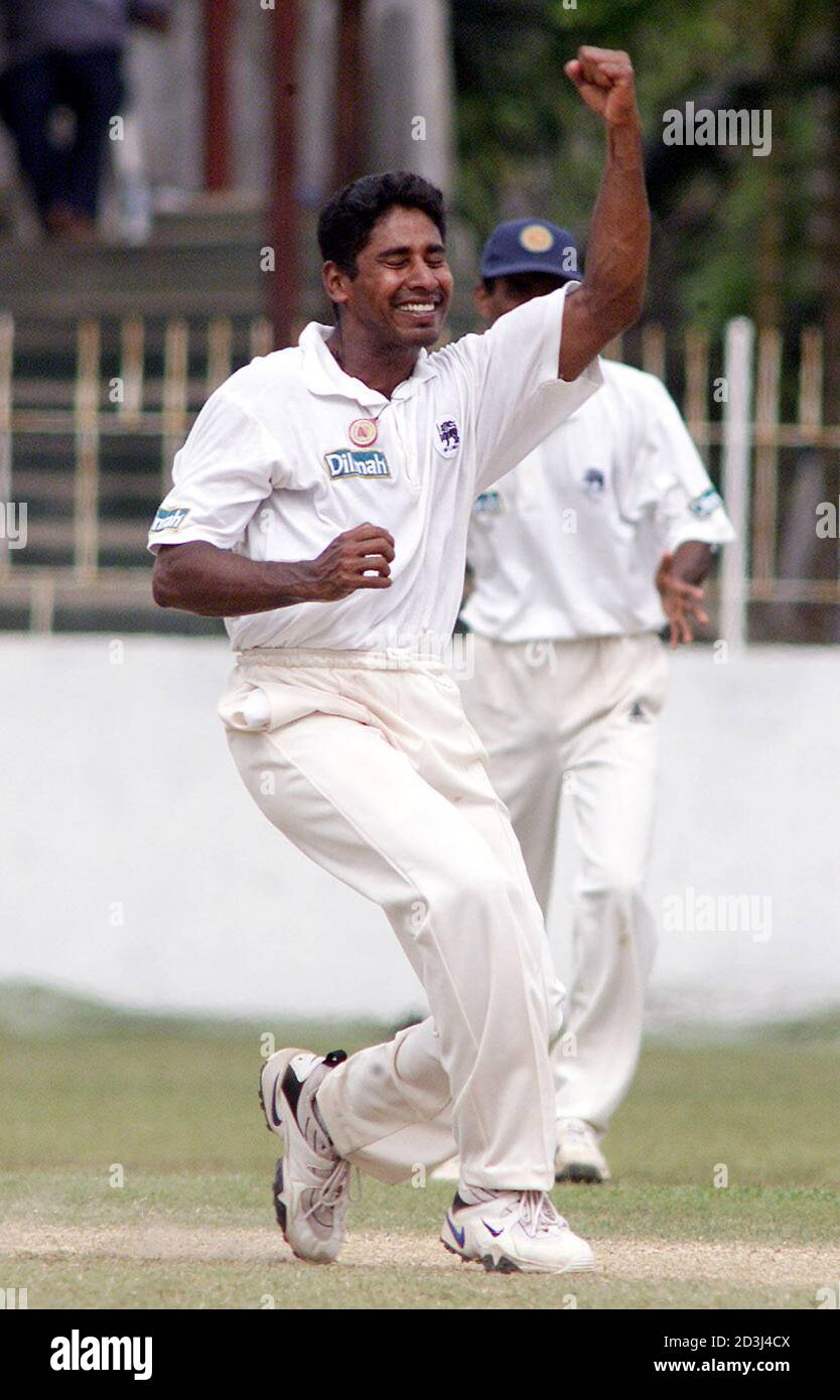 Sri lankan bowler chaminda vaas hi-res stock photography and images - Alamy