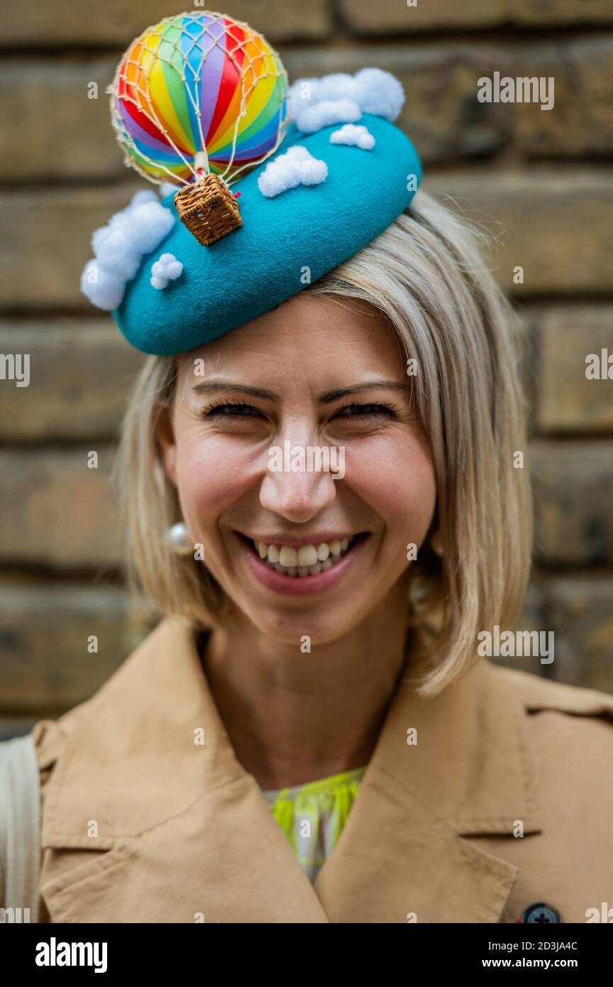 Victoria wright hi-res stock photography and images - Alamy