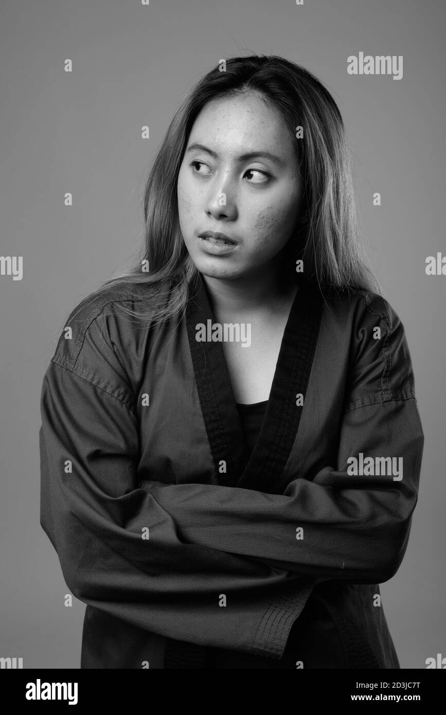 Traditional white judo gi hi-res stock photography and images - Alamy