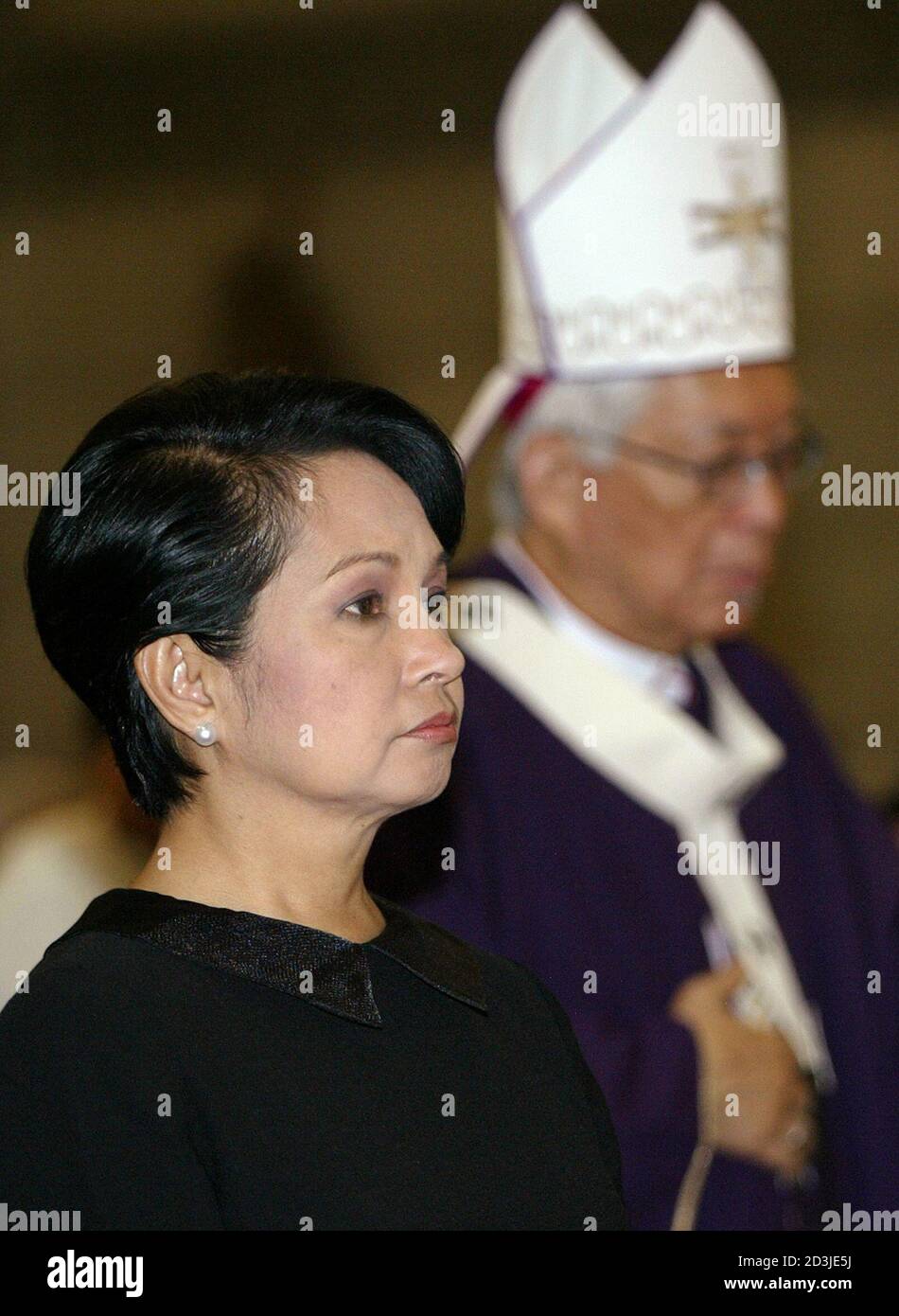 Cardinal jaime sin hi-res stock photography and images - Alamy