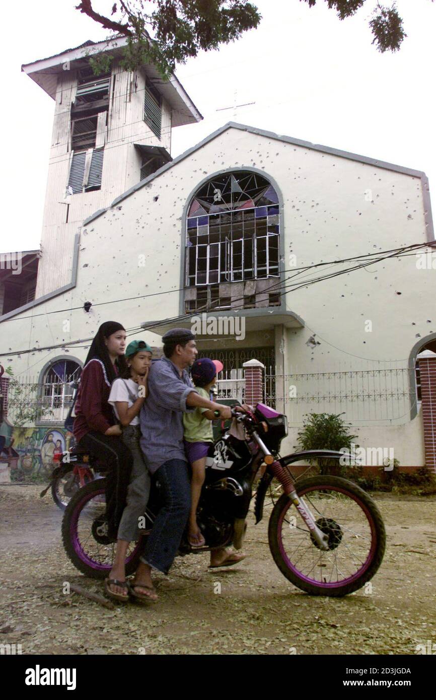 Filipino bullets hi-res stock photography and images - Alamy